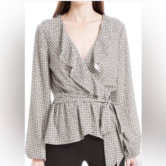 Max Studio | Tops | Nwt Medallion Print Ruffled Wrap Blouse | Poshmark
